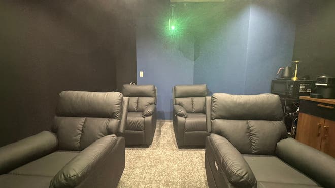 スペモシネマ🎬駅徒歩4分🚶♀️ゴミ無料🆓プロジェクター🎥デート💓映画鑑賞🎬774_SpemoCINEMA西船橋の写真6