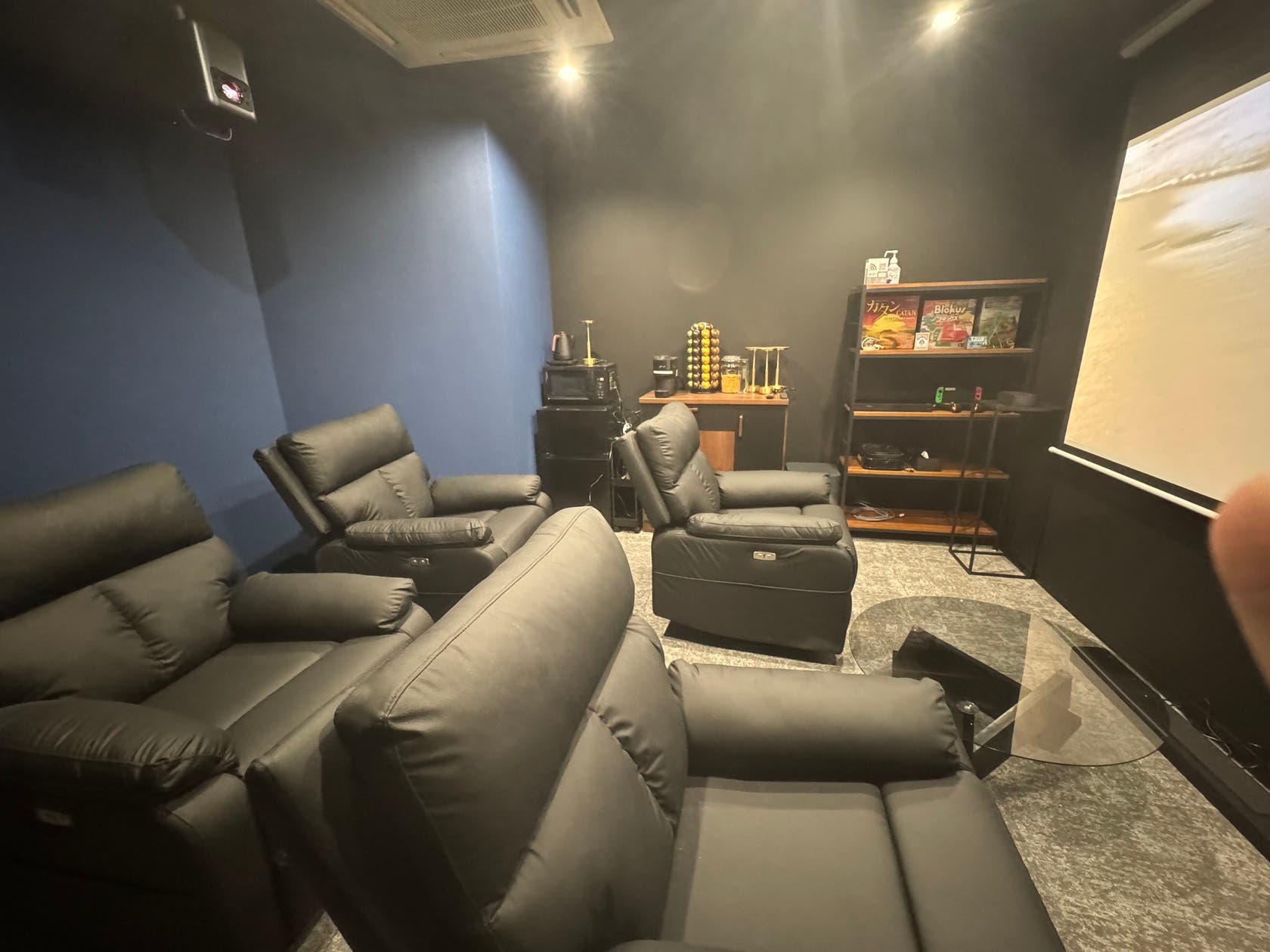 スペモシネマ🎬駅徒歩4分🚶‍♀️ゴミ無料🆓プロジェクター🎥デート💓映画鑑賞🎬774_SpemoCINEMA西船橋の写真10