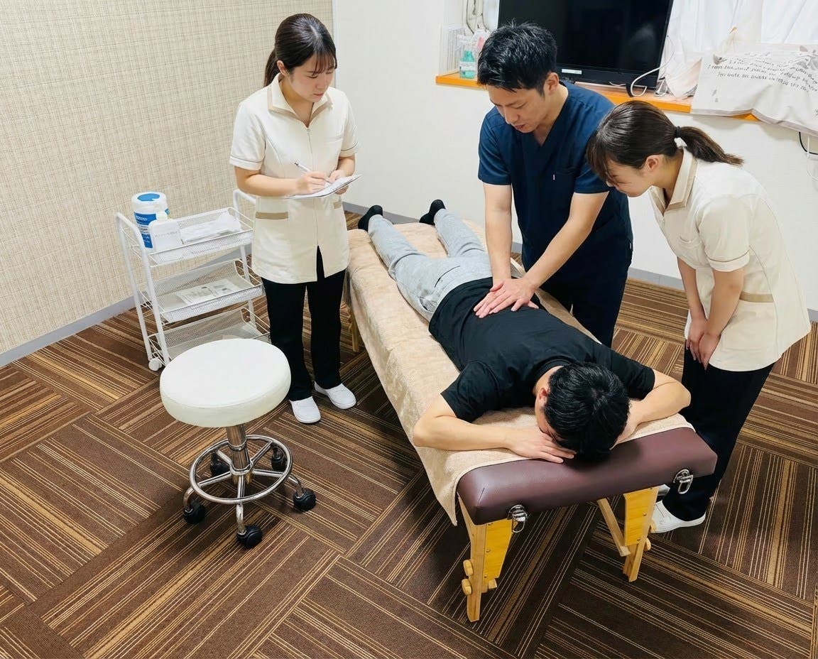 ☆TSUBAKI横浜☆　明るく静かなスペース★安定高速光回線WiFi　★テレワーク・Web会議・動画撮影最適、施術、マッサージの写真11