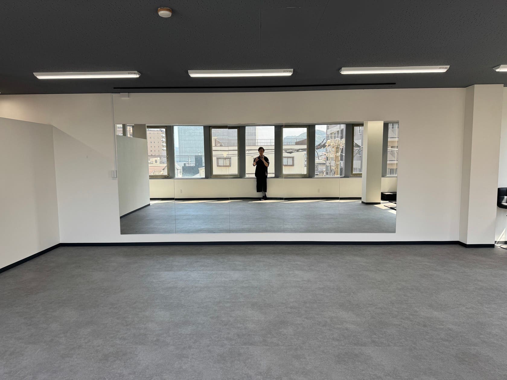 「１時間６００円〜」平塚駅から徒歩５分のダンス演劇楽器演奏なんでもOK!レンタルスタジオ【ショート、YouTube動画撮影OK】の写真4