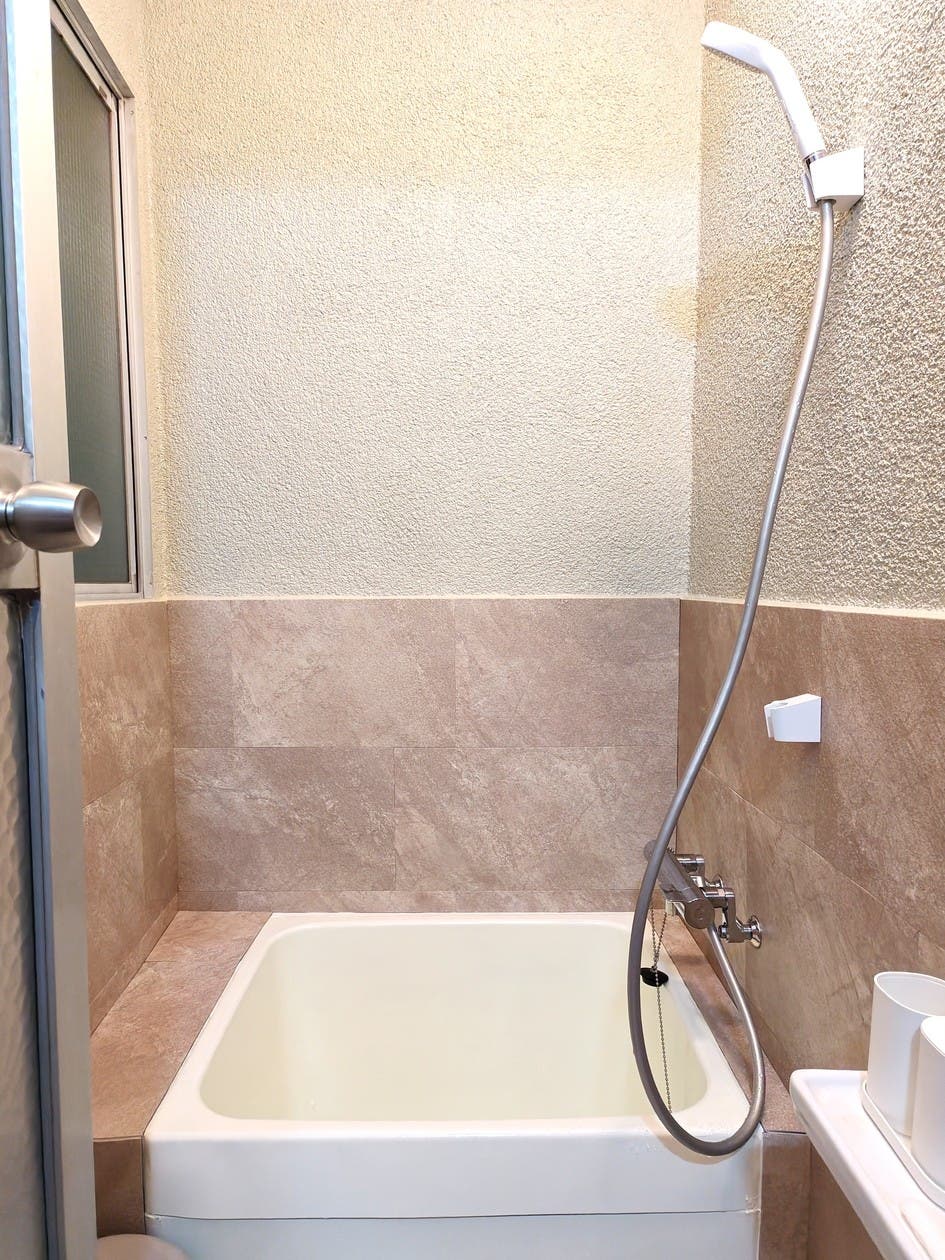 熱海市街中心部 🚉1人から5人まで👍バスタブ🛁シャワー🚿マンガ📚[清掃等追加費用💰0円]の写真17