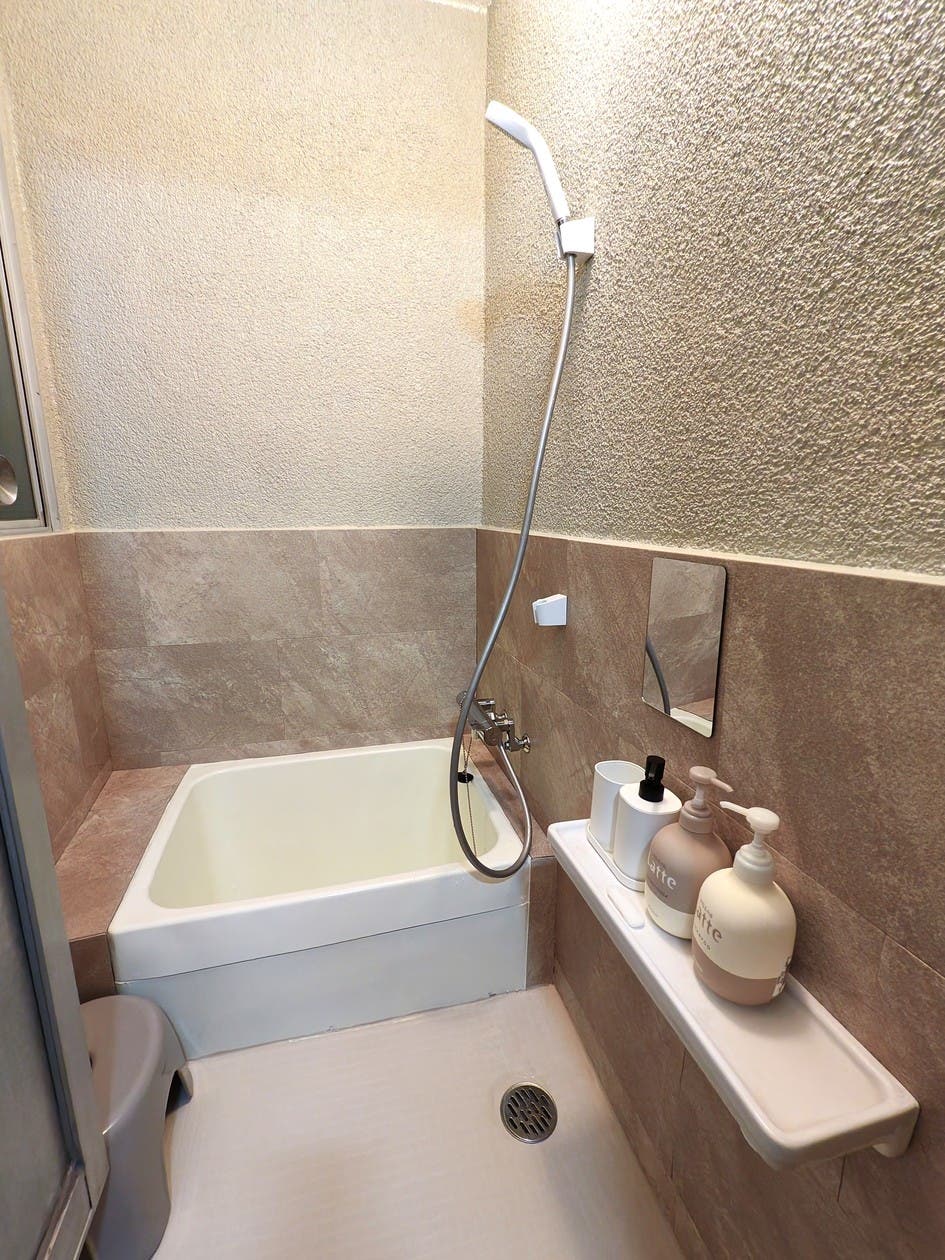 熱海市街中心部 🚉1人から5人まで👍バスタブ🛁シャワー🚿マンガ📚[清掃等追加費用💰0円]の写真18