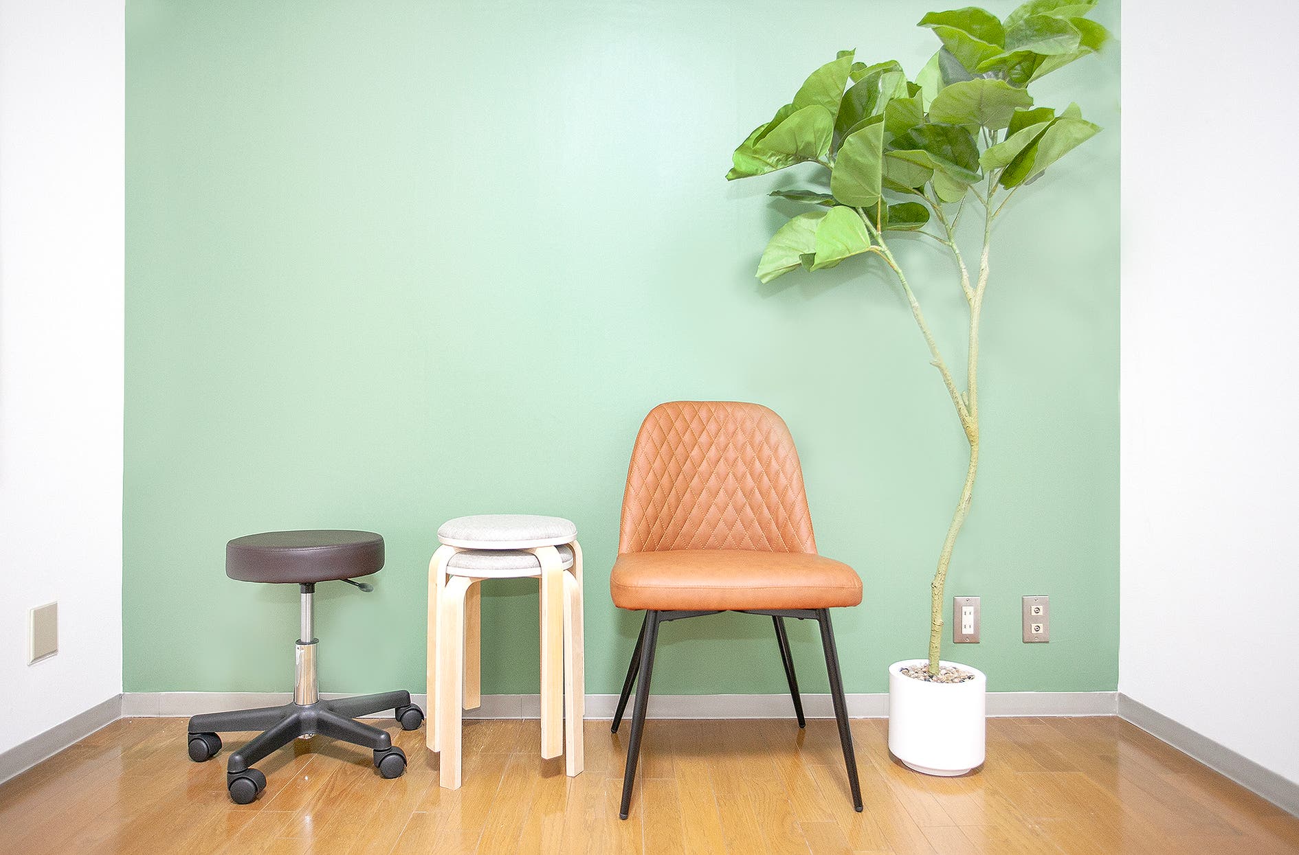 【NEW　OPEN】シックで落ち着いた空間で特別な時間をの写真9