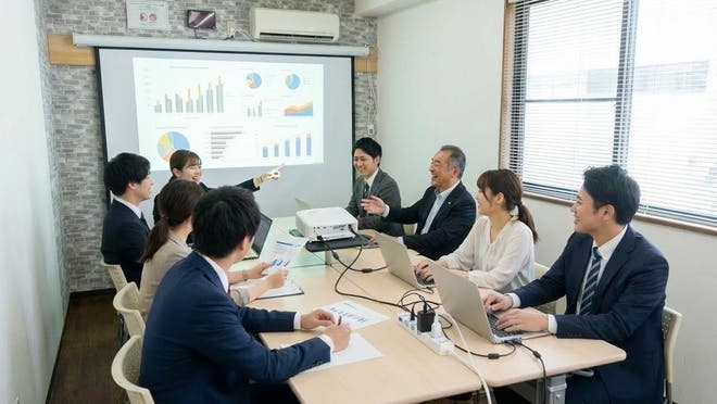 ☆TSUBAKI新横浜☆ 多目的スペース ☆明るく静かな環境 ★テレワーク・Web会議・動画撮影最適 安定高速WiFiの写真2