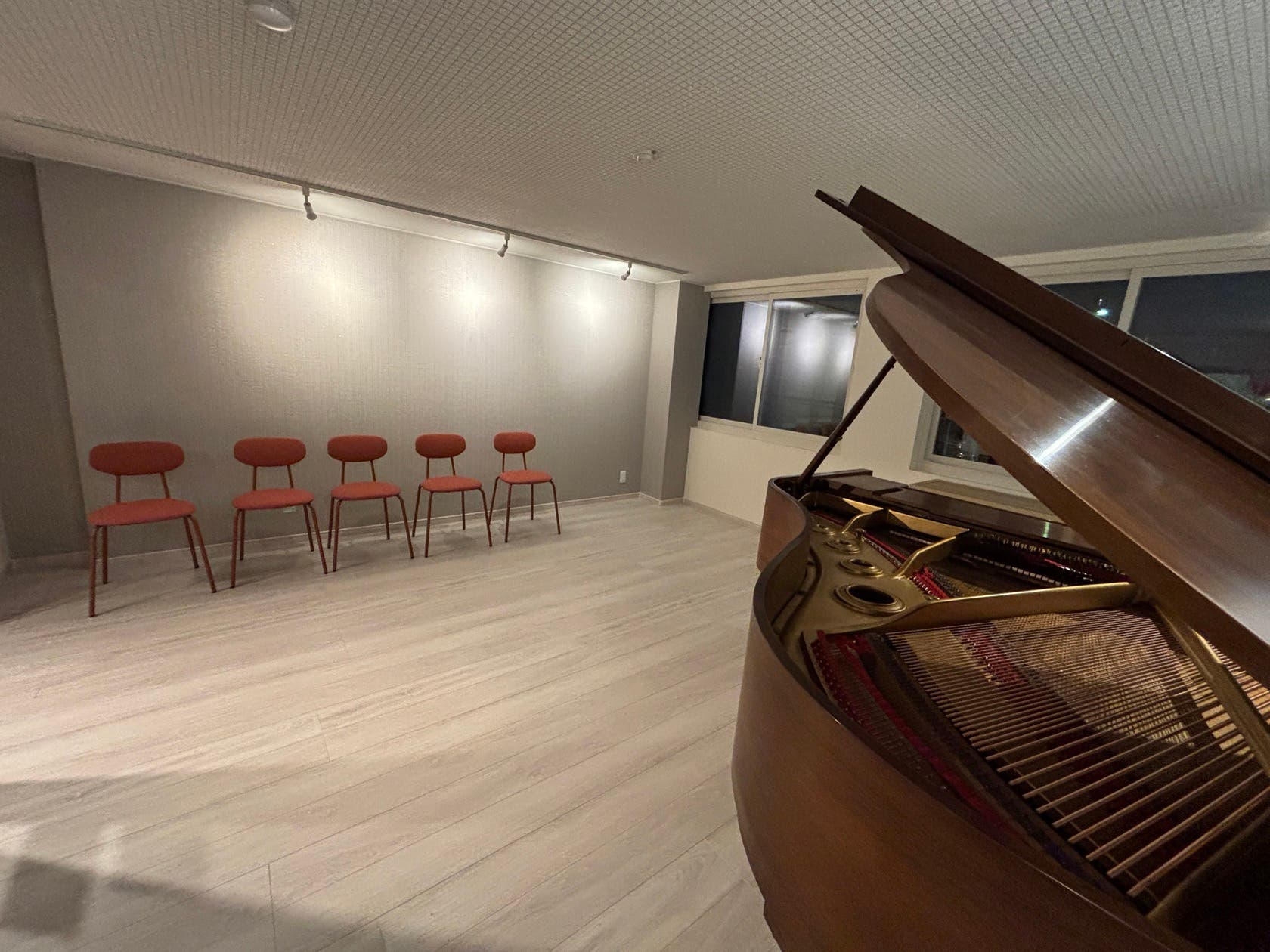 玉造ピアノのあるサロン【2026年1月リニューアル❣️】の写真5