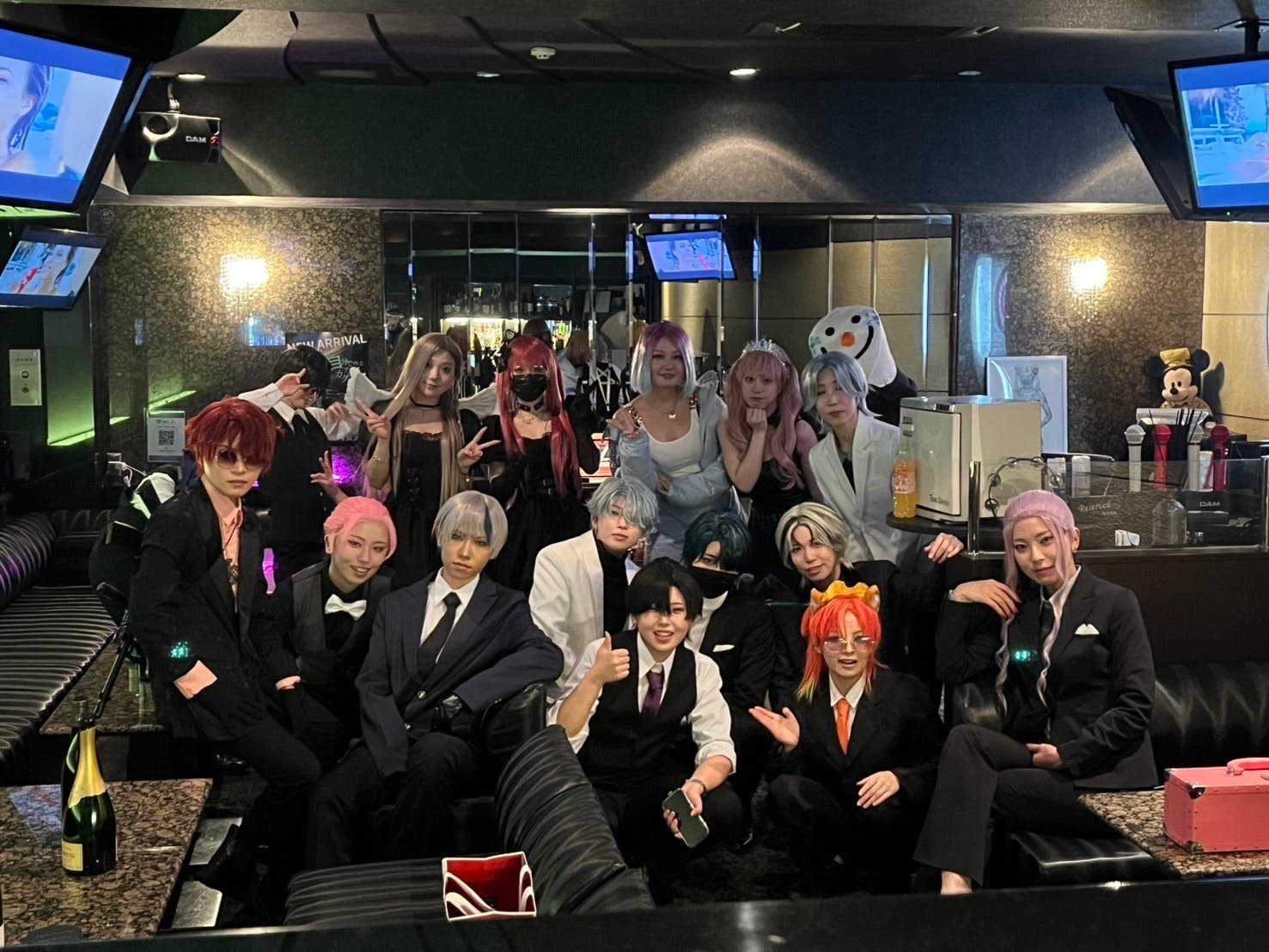 各種パーティーに最適なBAR完全貸切可/カラオケ無料・ダーツLIVE2あり/飲み放題990円!/心斎橋駅近/結婚式２次会/心斎橋の写真10