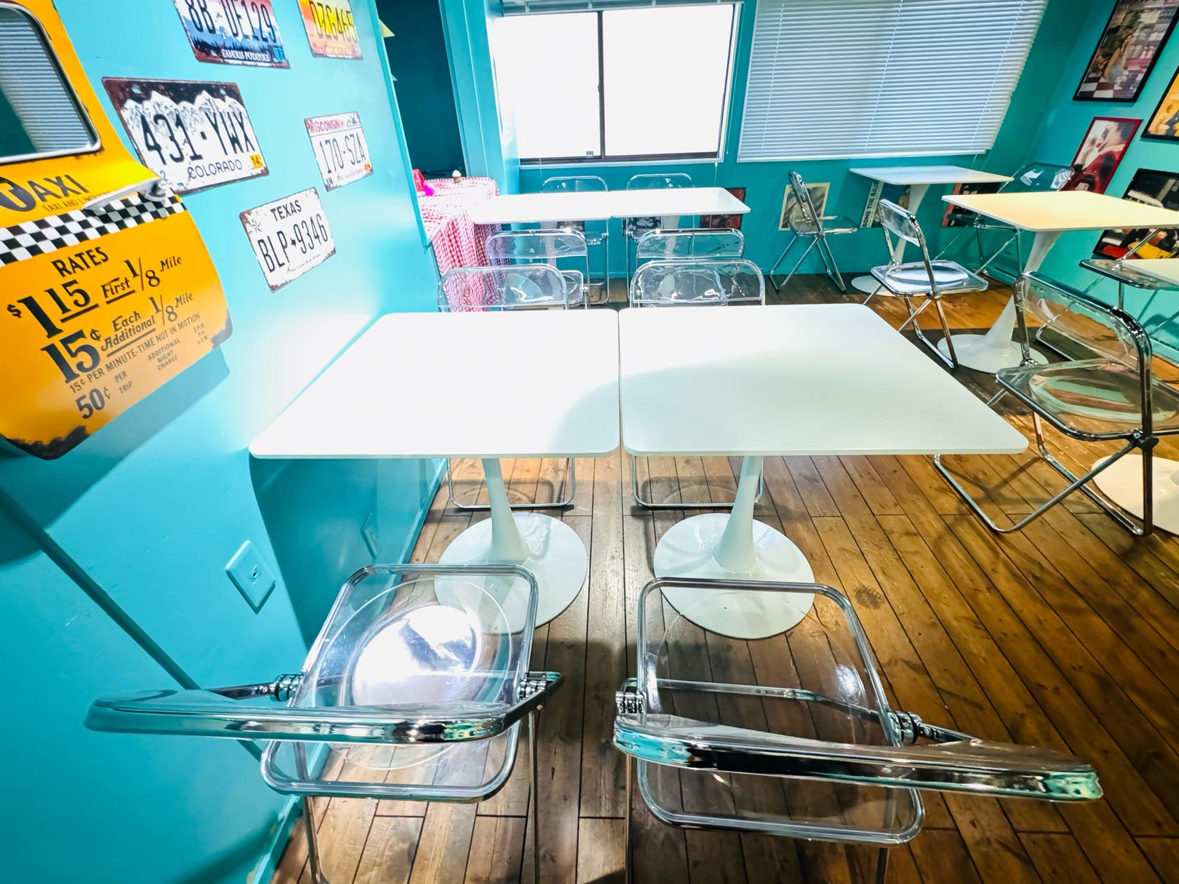 飲食持ち込みOK｜少人数パーティーや交流会にもおすすめ！ 商店街立地で買い出し便利｜気軽に集まれるカフェスペースの写真4