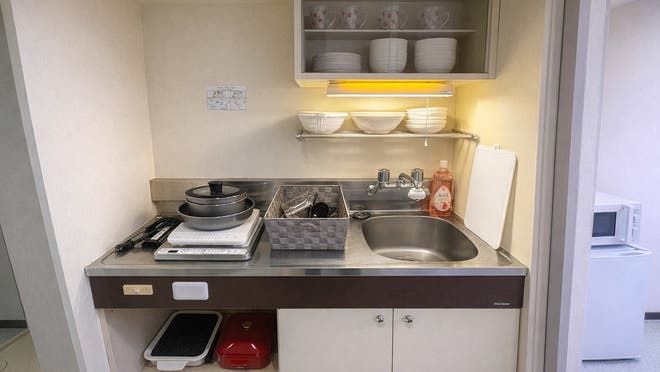 1分で着いて、すぐ乾杯。丸の内のパーティ部屋の写真20