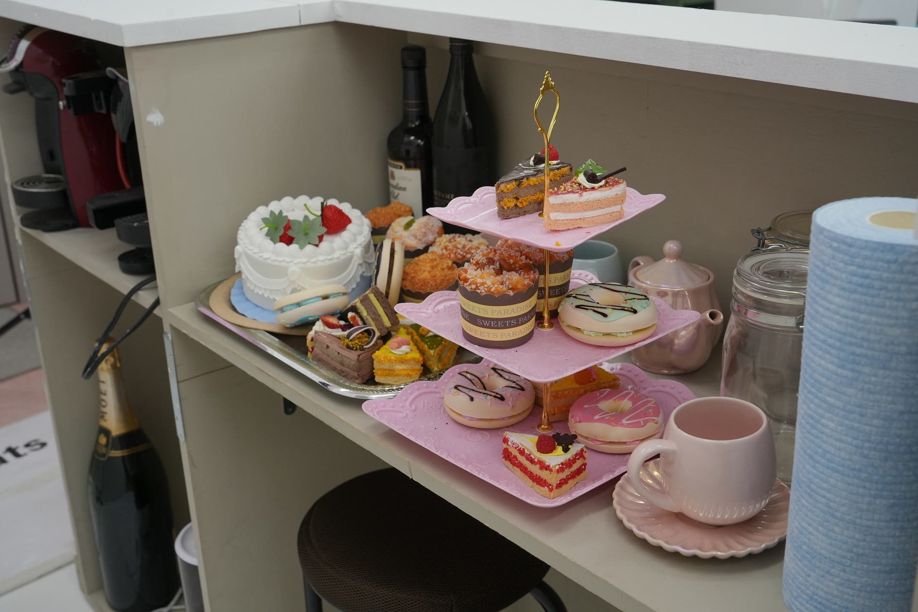 【リニューアル50%OFF実施中】真っ白カフェ風のレンタルスペース！撮影、物販、一日カフェなんでも出来ます！の写真9