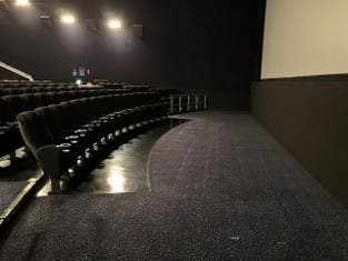 【岸和田 233席】映画館で、会社説明会、株主総会、講演会の企画はいかがですか？の写真3