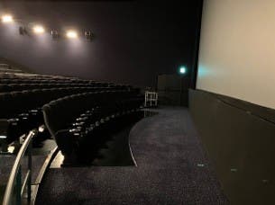 【岸和田 323席】映画館で、会社説明会、株主総会、講演会の企画はいかがですか？の写真3