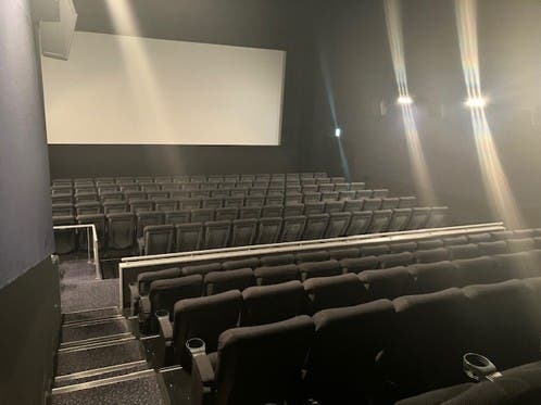 【岸和田 189席】映画館で、会社説明会、株主総会、講演会の企画はいかがですか？の写真1