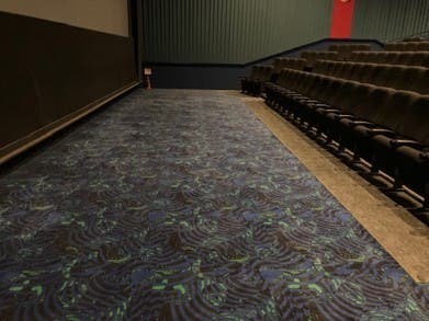 【橿原 322席】映画館で、会社説明会、株主総会、講演会の企画はいかがですか？の写真3