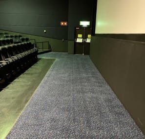 【稲沢 323席】映画館で、会社説明会、株主総会、講演会の企画はいかがですか？の写真3