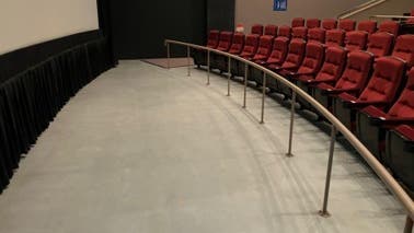 【豊橋 149席】映画館で、会社説明会、株主総会、講演会の企画はいかがですか?の写真3