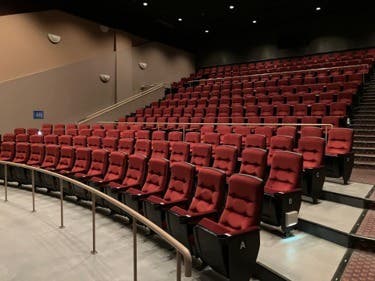 【豊橋 233席】映画館で、会社説明会、株主総会、講演会の企画はいかがですか？の写真2