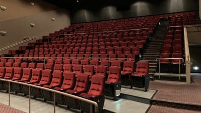 【豊橋 356席】映画館で、会社説明会、株主総会、講演会の企画はいかがですか?の写真2