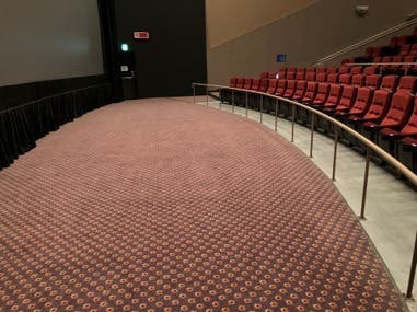 【豊橋 356席】映画館で、会社説明会、株主総会、講演会の企画はいかがですか？の写真3