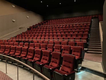 【豊橋 305席】映画館で、会社説明会、株主総会、講演会の企画はいかがですか？の写真2