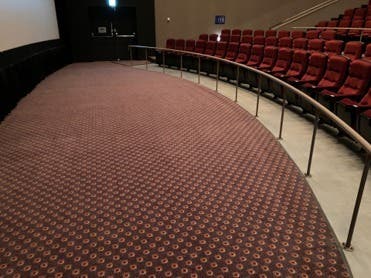 【豊橋 305席】映画館で、会社説明会、株主総会、講演会の企画はいかがですか？の写真3