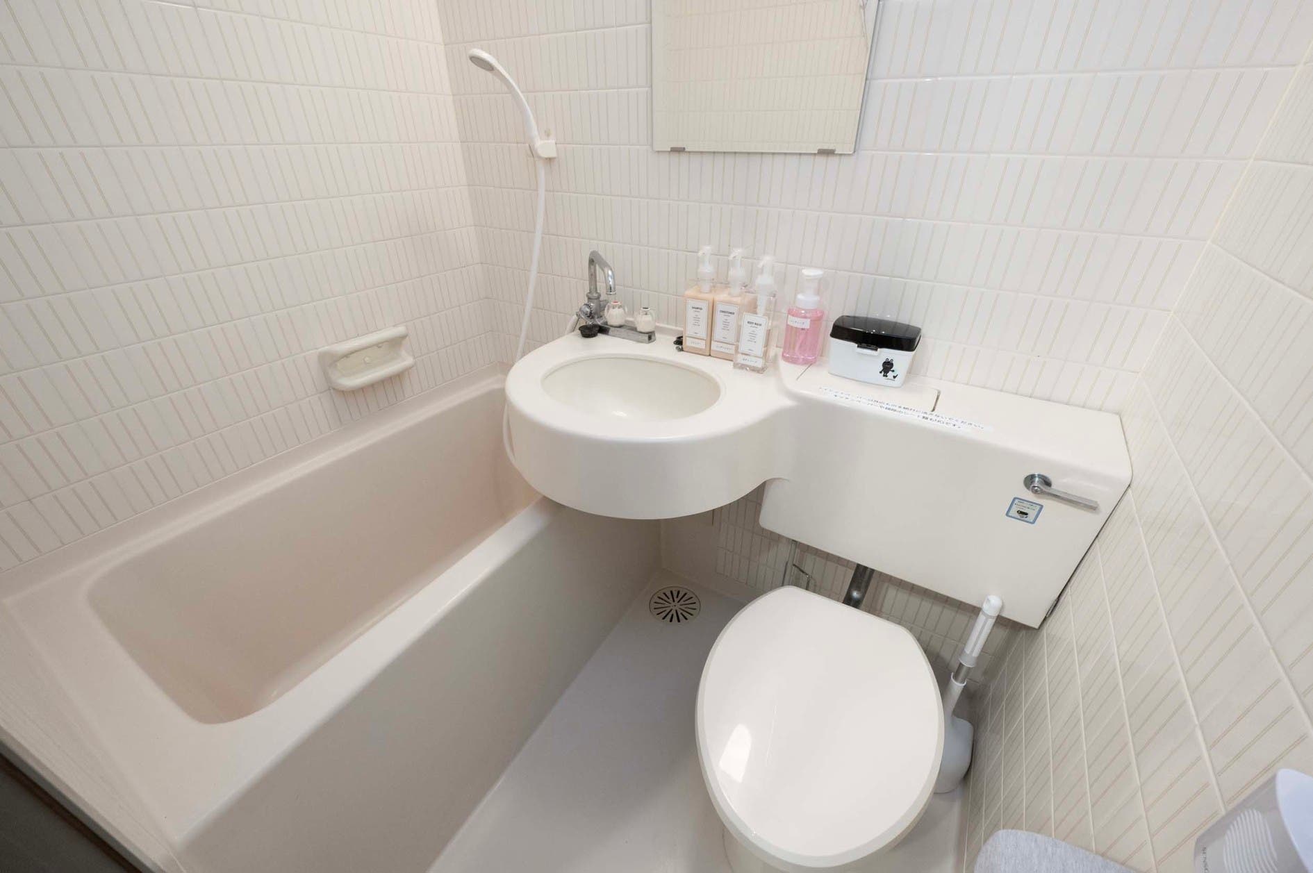 ③浴室（お風呂・シャワー）のご利用※タオル類は置いてありませんのでお近くでお買い求めくださいの画像1