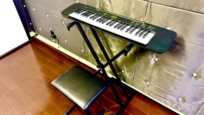 \NEW OPEN オープン価格/徒歩1分で地下へ。150インチ大画面×練習・撮影・鑑賞・ピアノもある、千歳船橋シアタールームの写真11