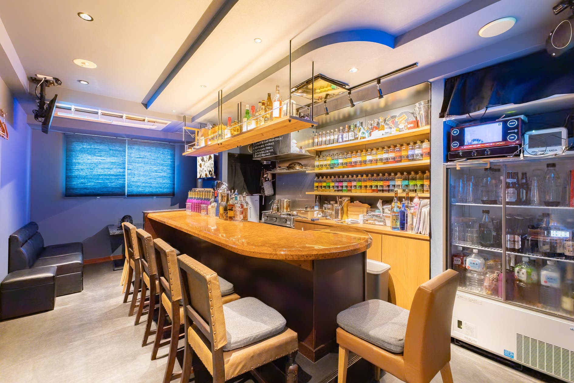 【神戸三宮駅徒歩5分】 レンタルバー_frank　バーカウンター付き！🍺【新年会＆忘年会🎍】の写真3