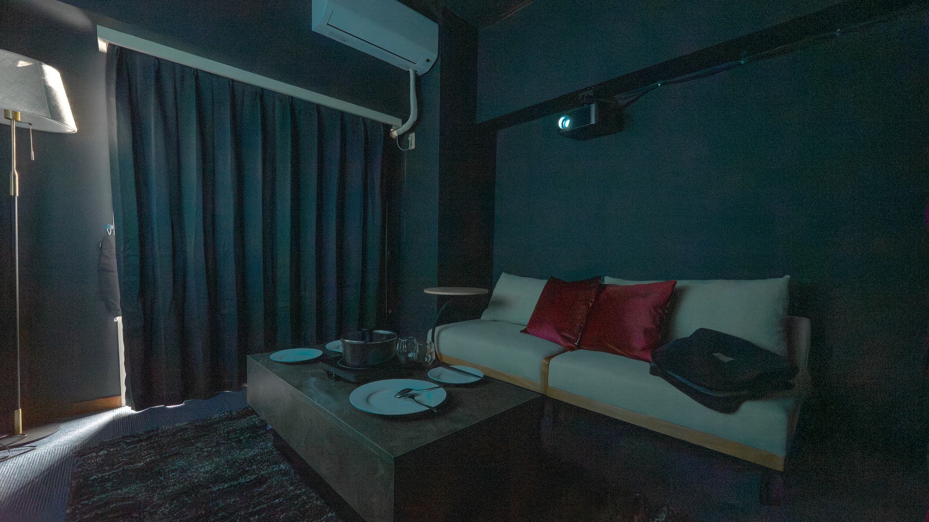 スペモ🎬駅徒歩10秒🚶‍♀️プロジェクター🎦スクリーン🎞️映画鑑賞🍿ゲーム🎮️デート💖816_CINEMA福岡天神の写真15