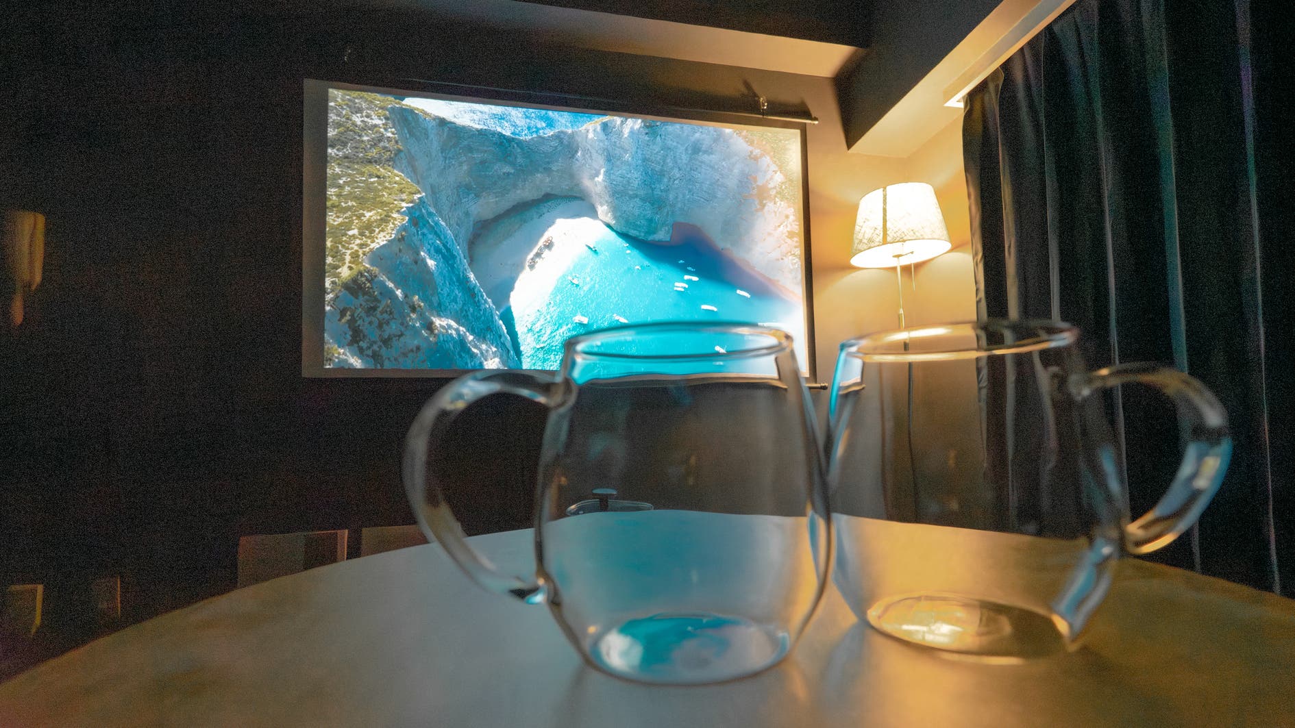 スペモ🎬駅徒歩10秒🚶‍♀️プロジェクター🎦スクリーン🎞️映画鑑賞🍿ゲーム🎮️デート💖816_CINEMA福岡天神の写真14