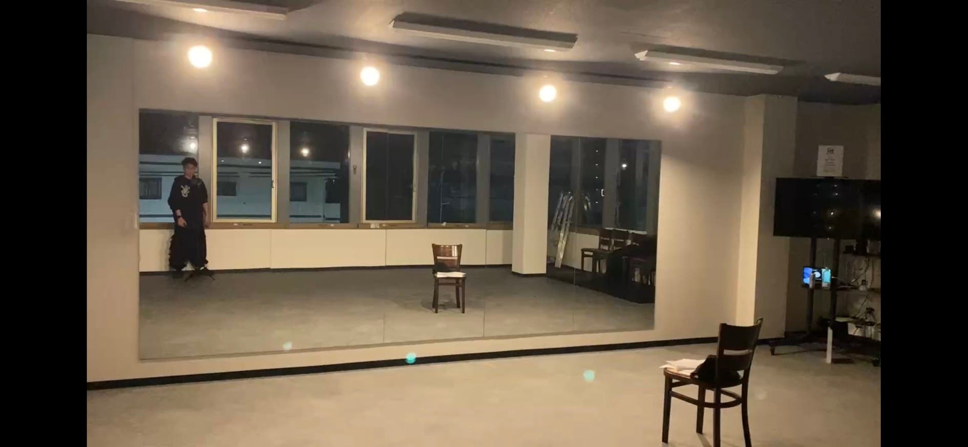 「１時間６００円〜」平塚駅から徒歩５分のダンス演劇楽器演奏なんでもOK!レンタルスタジオ【ショート、YouTube動画撮影OK】の写真7