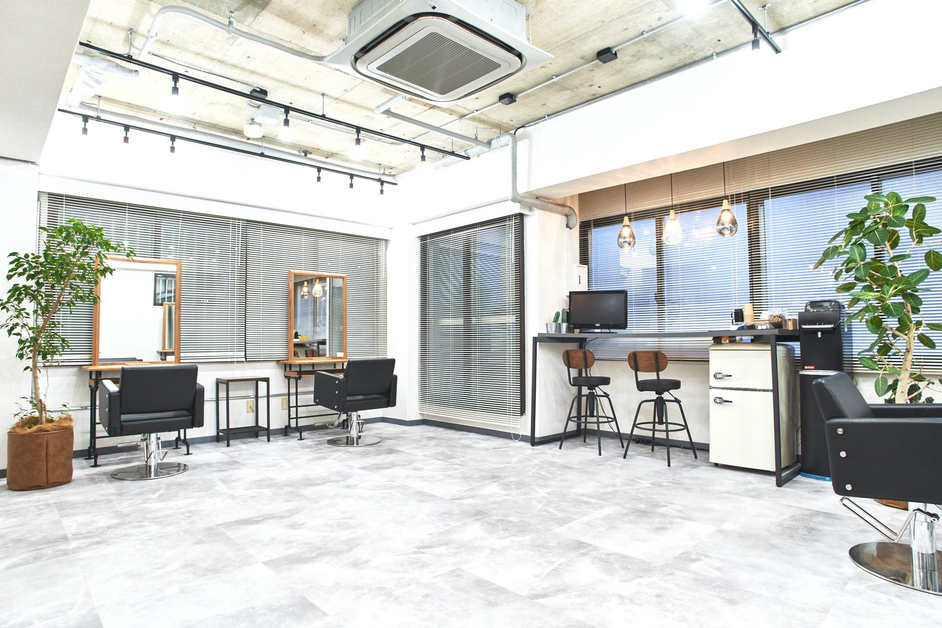 恵比寿駅【徒歩4分】フリーランス【ネイリスト】&【アイリスト】さん募集中！!　＊前日までに事前面談必須になります。の写真1