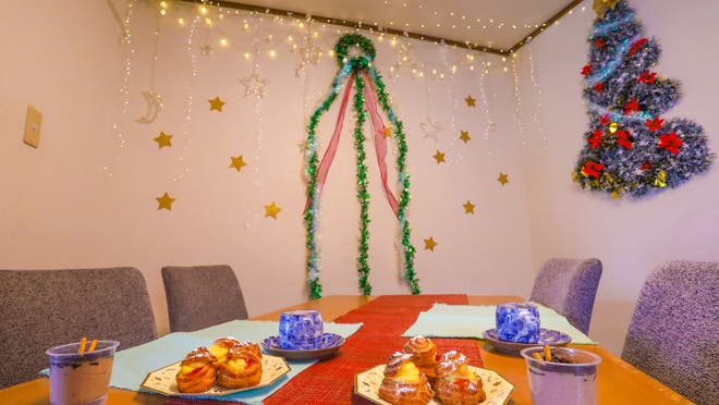 🌟【年始特別営業】【金山駅徒歩3分】ウィンター仕様のお部屋貸切✨声で点灯!誕生日・女子会・推し活・撮影に💖キッチン&夜景もの写真2