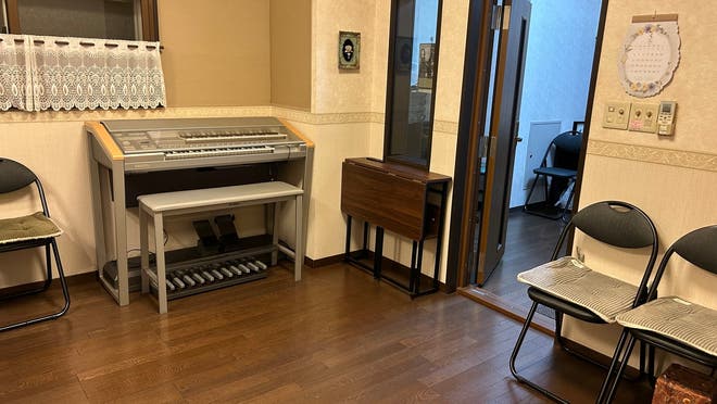 三鷹駅徒歩3分!女性がゆったりくつろげるサロン風貸しスタジオの写真10