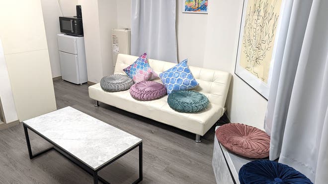 パーティルーム 市川駅2分|65型4Kで映画鑑賞◎|クリスマス🎄/おうちデート/女子会/推し活/誕生日会/忘年会/クリスマス会の写真6