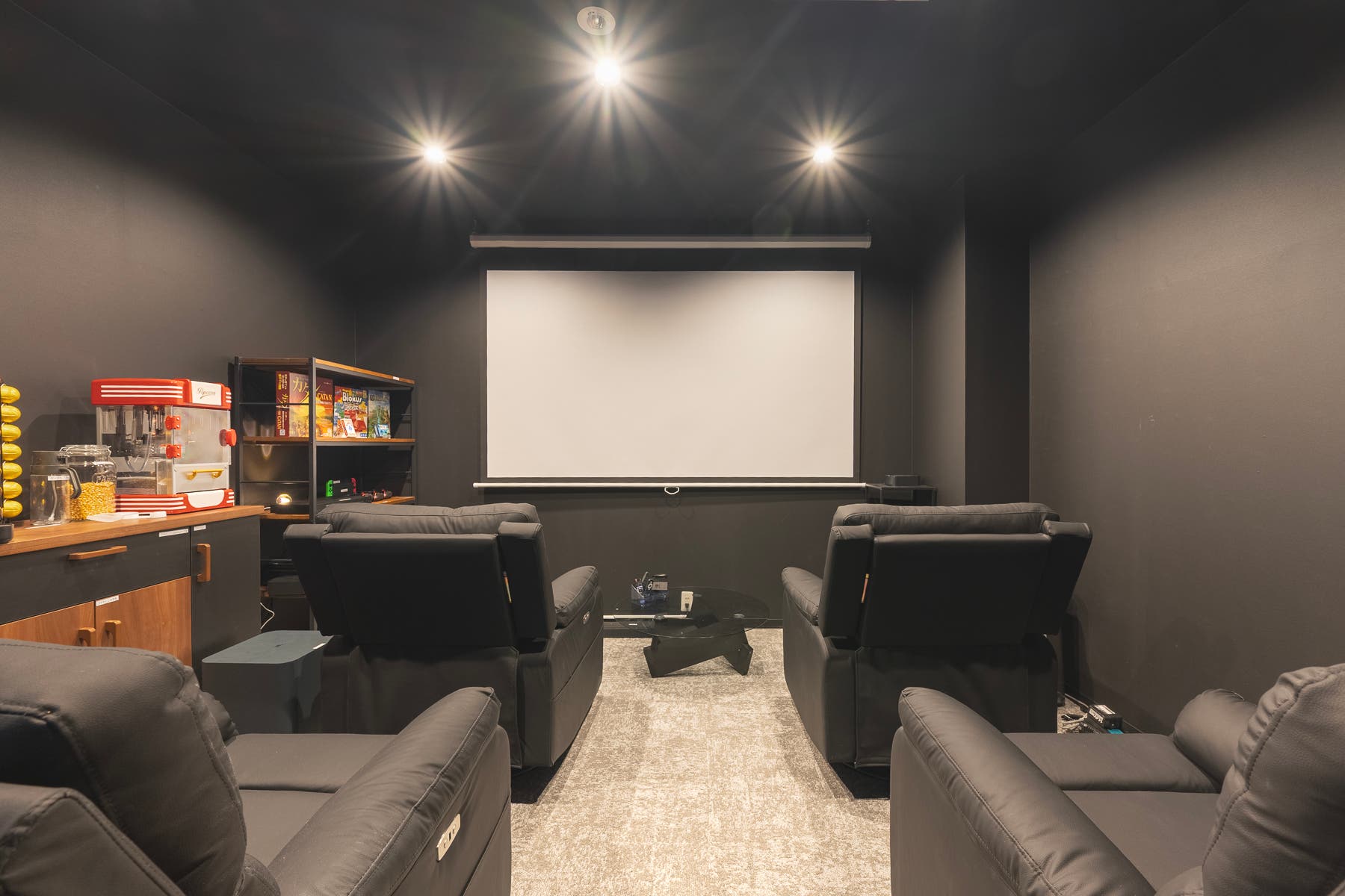 スペモシネマ🎬駅徒歩4分🚶‍♀️ゴミ無料🆓プロジェクター🎥デート💓映画鑑賞🎬774_SpemoCINEMA西船橋の写真2