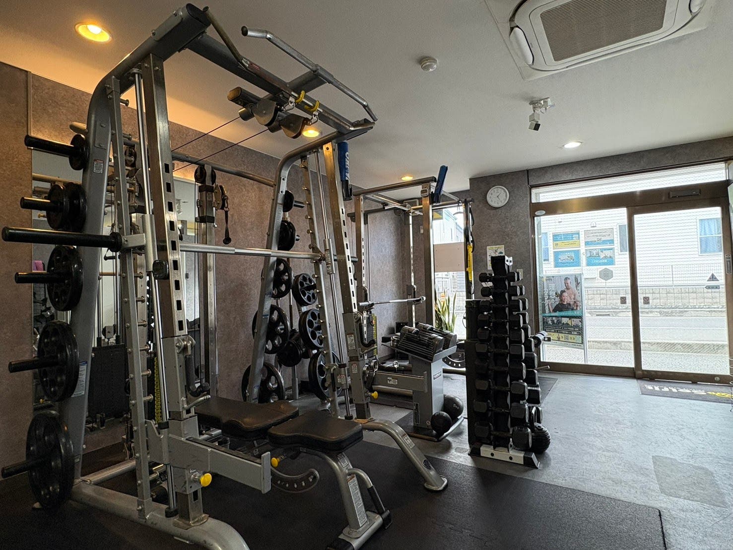 海まで徒歩圏内｜辻堂駅徒歩9分の好立地！清潔で快適な3部屋を完備・個人利用・グループ利用・トレーナー利用OKの写真4