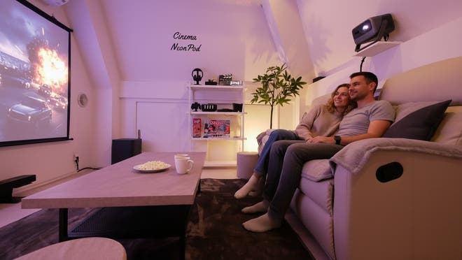 映像と音。映画館級プロジェクターのプライベートシアタールーム|当日予約可|アニメや映画鑑賞・おうちデート・推し活・新年会・TCGの写真2