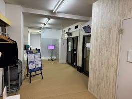 当日予約歓迎【名古屋駅近】名古屋駅近辺では希少な防音室｜防音室A｜グランドピアノ｜レンタルスペースALBEの写真14