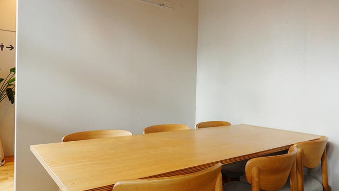 三軒茶屋駅から徒歩2分のカフェバーの写真3