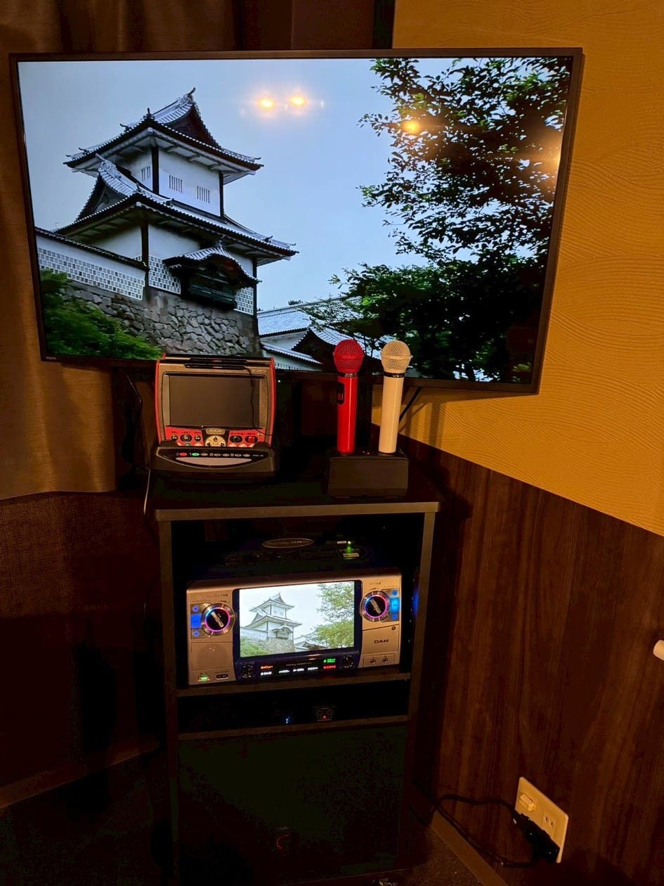 【FAMILYPOT 飯田橋2号店】駅徒歩5分 ポーカーテーブルやカラオケ、ダーツもあるパーティ向けバリ風スペースの写真8