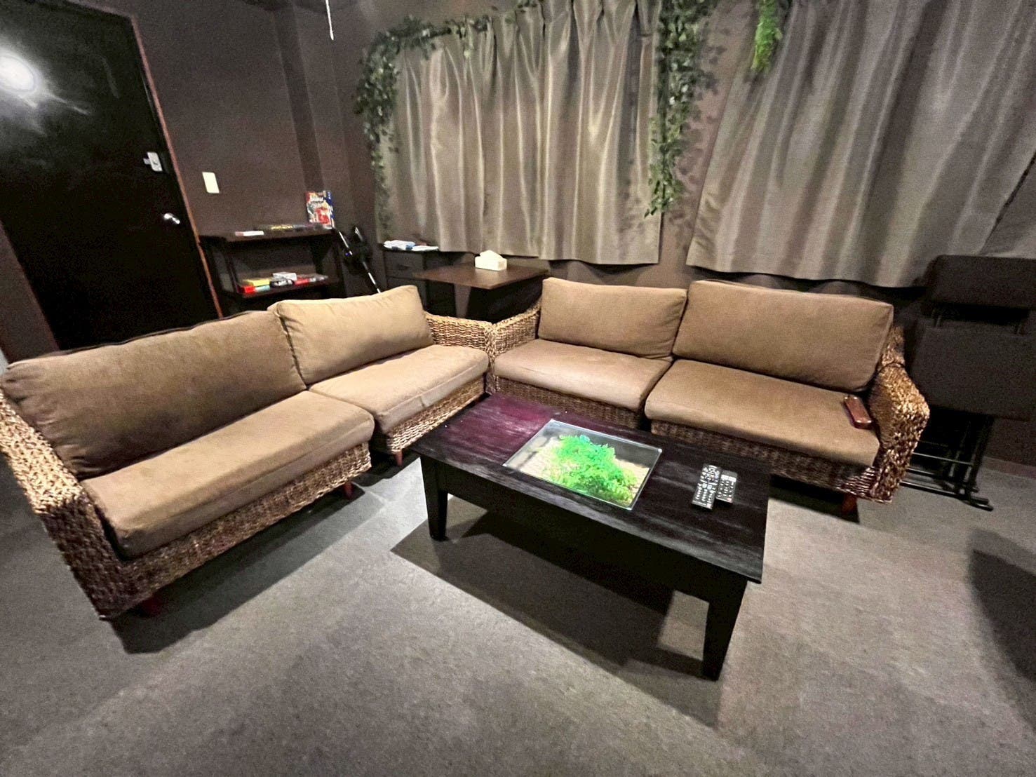 【FAMILYPOT 飯田橋2号店】駅徒歩5分 ポーカーテーブルやカラオケ、ダーツもあるパーティ向けバリ風スペースの写真13