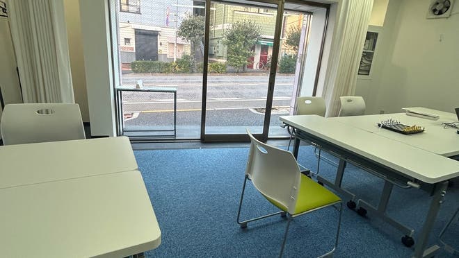 【オープン記念】1/13〜2/13 特別価格|牛込柳町駅徒歩1分・留学生向け1名自習席の写真2
