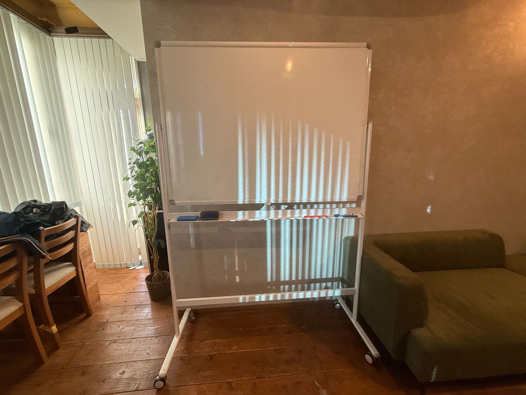 スペモ🏠中野駅🚶‍♀️交流会🤝セミナー👨‍💻打ち上げ🍻ボドゲ🎲パーティー🎉撮影🎥817_LOUNGE中野の写真14