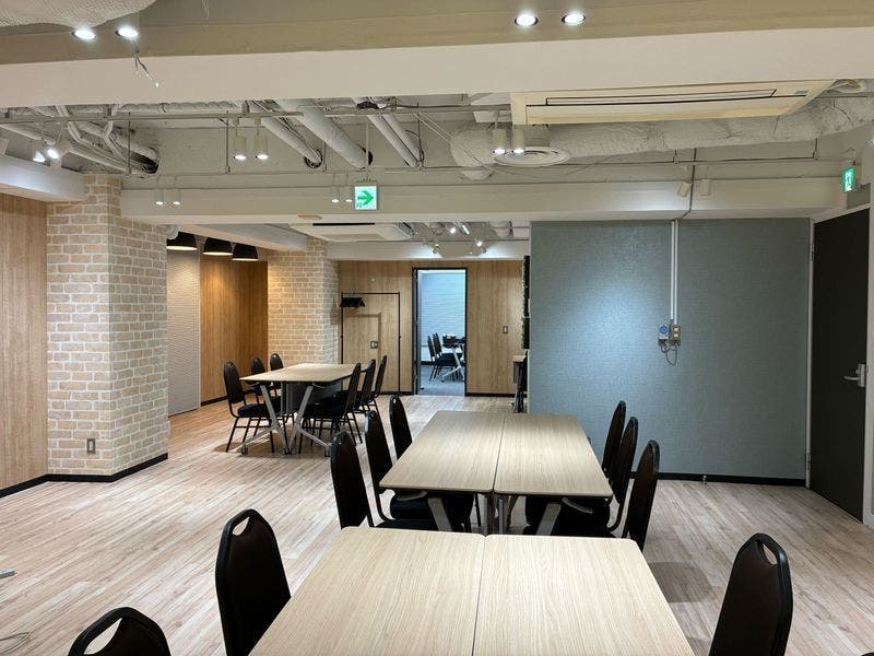 【302】2025/12/29増床OPEN🌞最大30名収容可能！最短2時間～！セミナー・会議・歓送迎会に✨飲食持ち込み可🍱の写真2