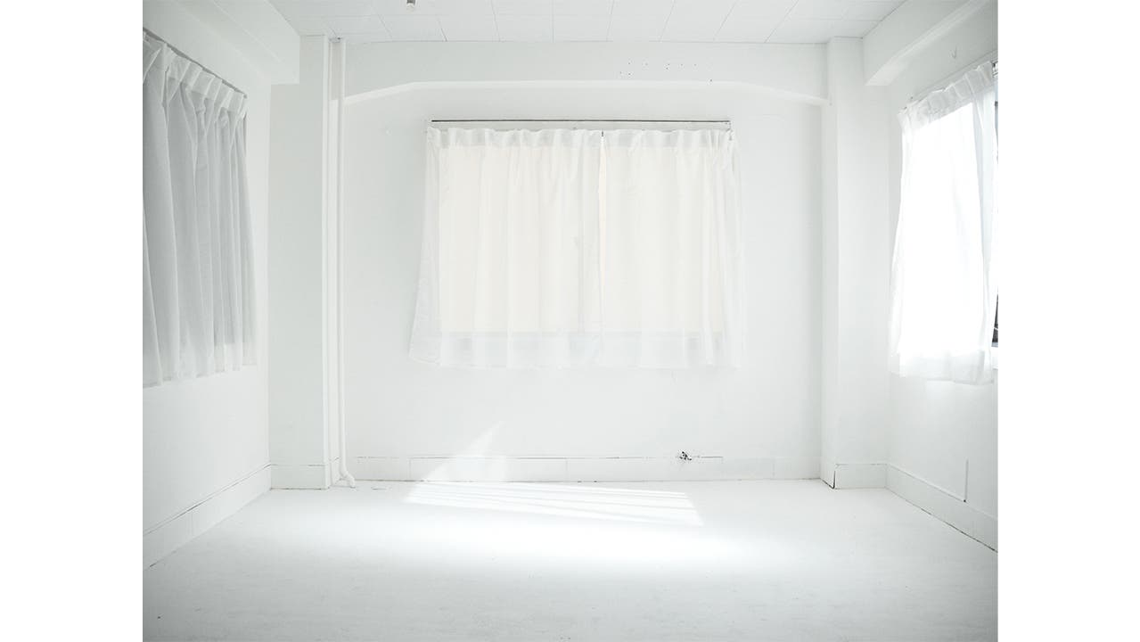 白床のモルタル床と2面シンプルスタジオ　 スチール&ムービー同額！1h7700円2h〜の写真10