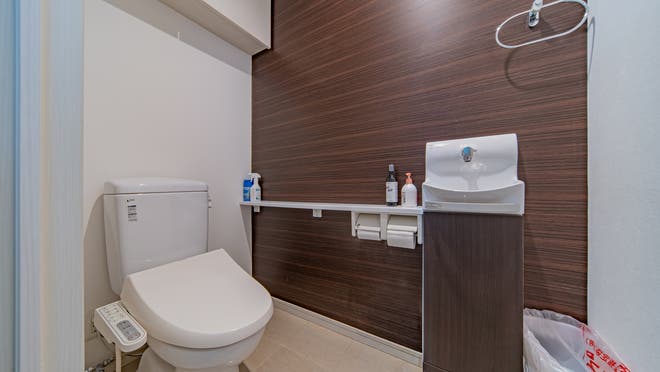 【天神駅から徒歩7分】親不孝通りの最大10名で広々ダンススタジオ!!の写真4