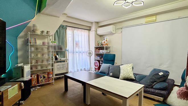 5F・まるまるんち】音量声量制限なし😆大画面75型📺🤩ボードゲーム😊オプション料金なし😊監視カメラなし😍便利な繁華街の写真3