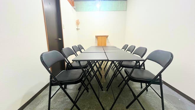 【駅徒歩2分】Wi-Fi電源無料🌟40種以上のドリンク+おやつ付き✨コワーキング併設のレンタルルームの写真2