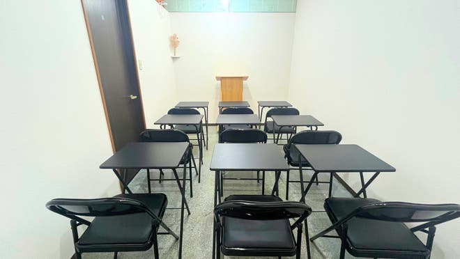 【駅徒歩2分】Wi-Fi電源無料🌟40種以上のドリンク+おやつ付き✨コワーキング併設のレンタルルームの写真5