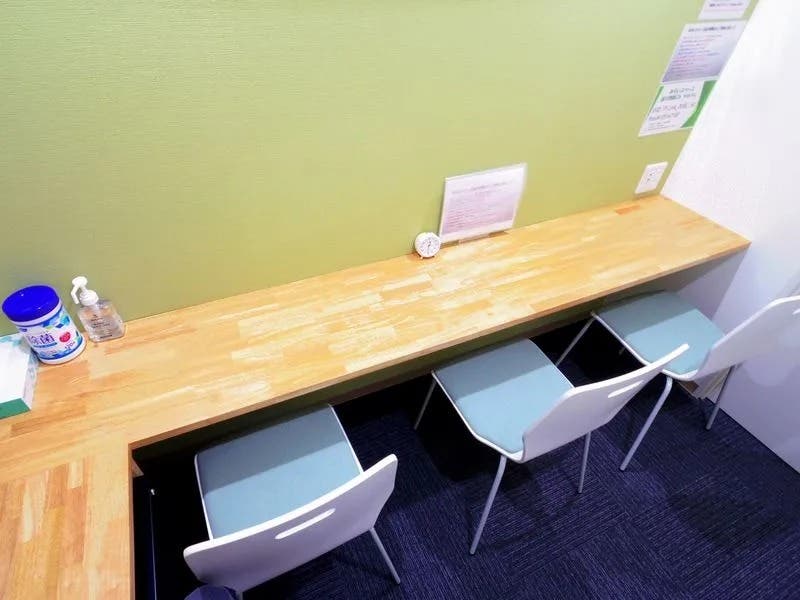 【品川駅港南口徒歩5分！】少人数向け(最大3名)完全個室/無料高速光Wi-Fi/仕事・WEB会議・面接・自習等にの写真2